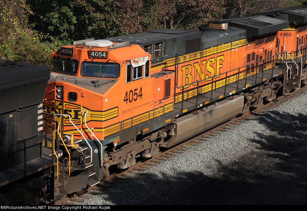 BNSF 4054